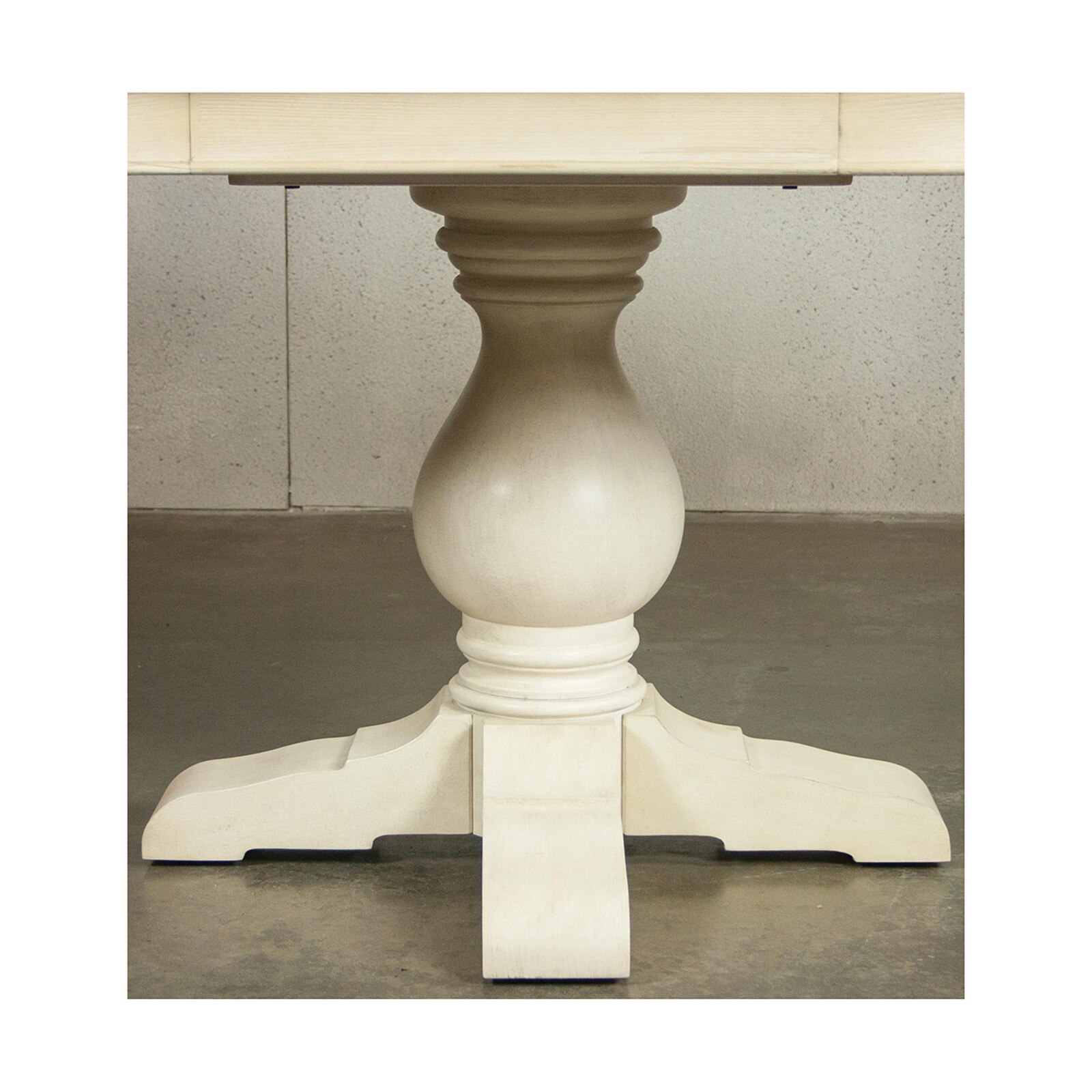 Riverside Aberdeen Round Dining Table Pedestal Base